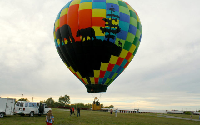 North Carolina-based pilot brings thrill of balloon flying to PI ...