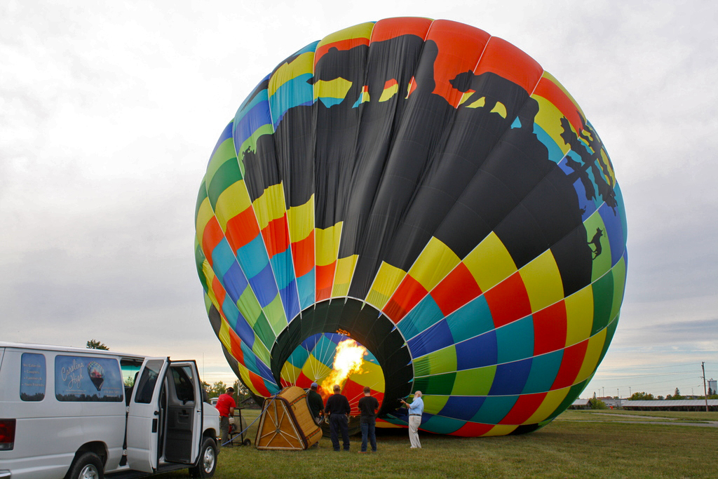 North Carolina-based pilot brings thrill of balloon flying to PI ...