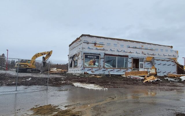 Demolition of McDonald’s for new border crossing begins - The County